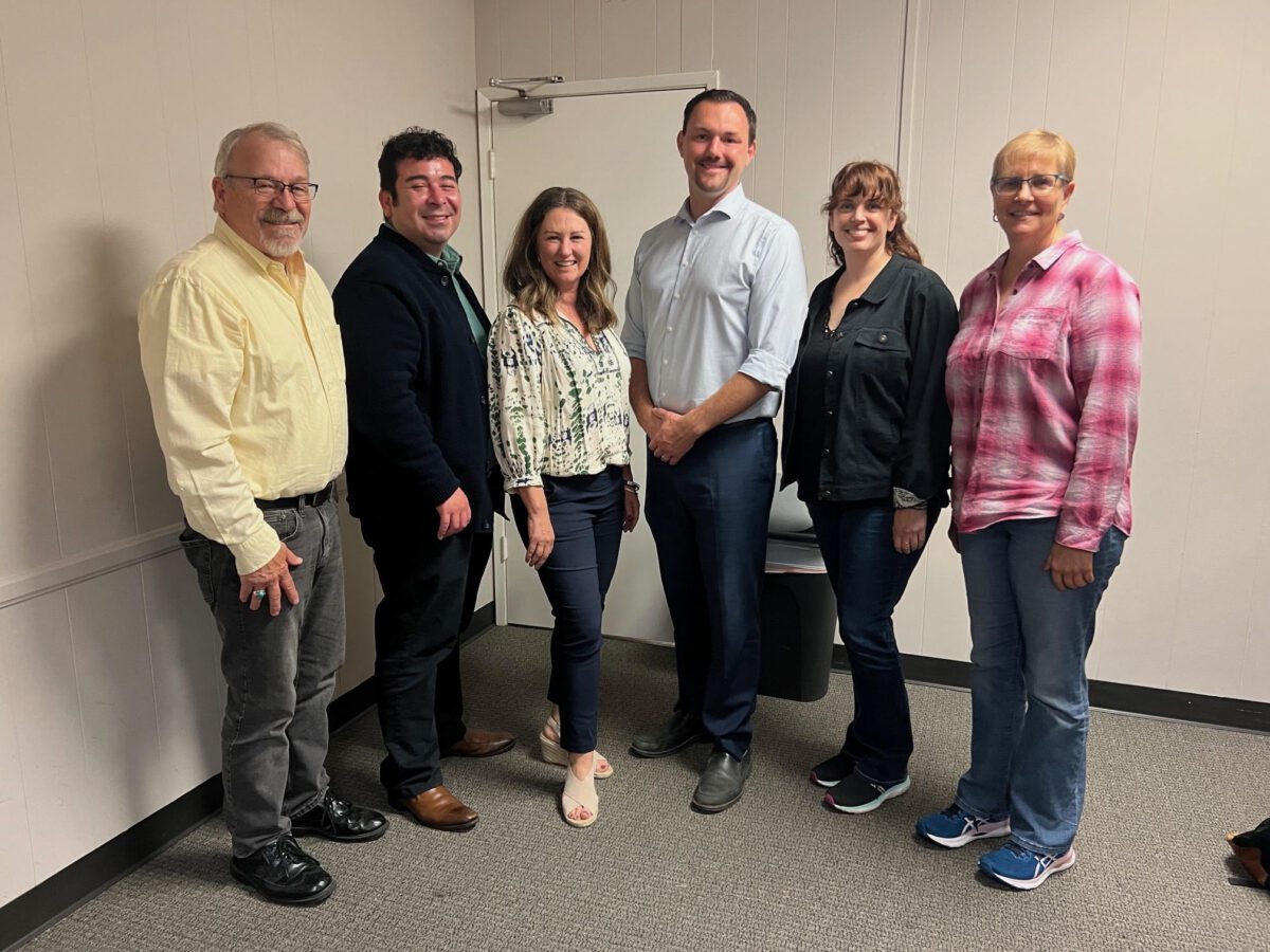 Burbank Coordinating Council Inducts New Board in Ceremony Led by Mayor ...